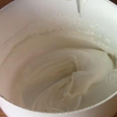 Royal Icing for Cupcakes Recipe | SideChef