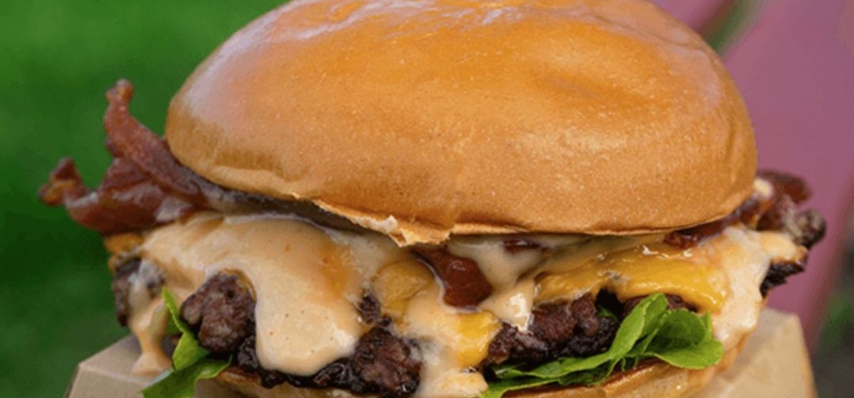 Smash Burger with Maple-Infused Bacon Recipe | SideChef