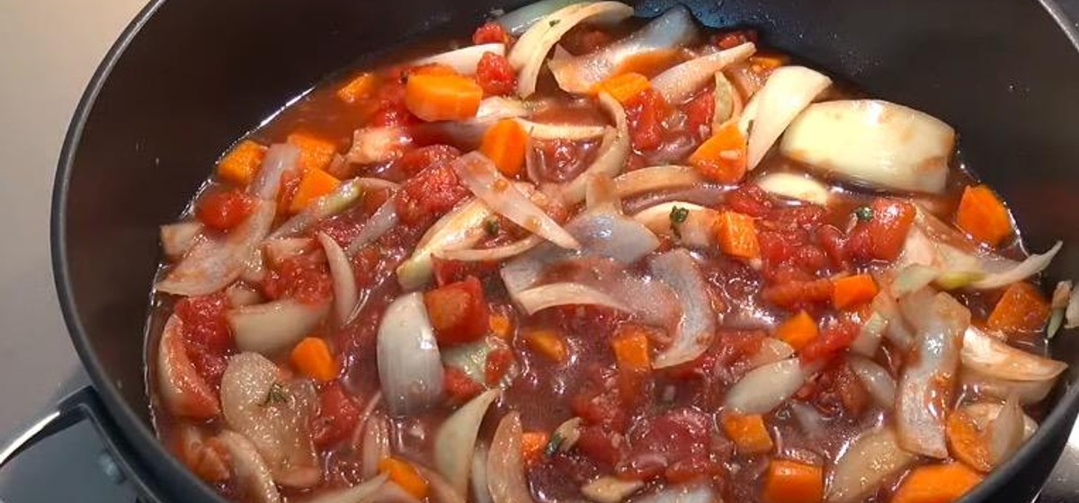 Easy Beef Hot Pot Recipe | SideChef