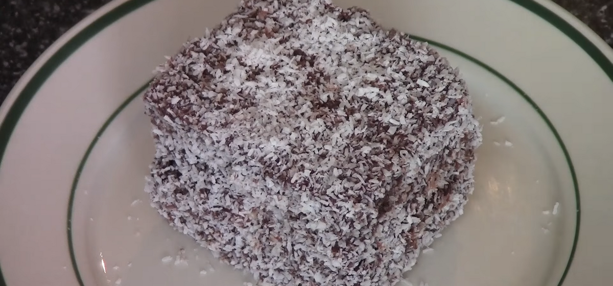 Easy Lamingtons Recipe | SideChef