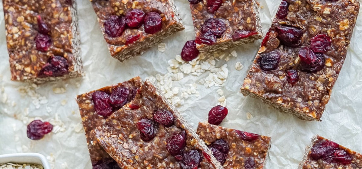 Vegan Breakfast Bars Recipe | SideChef