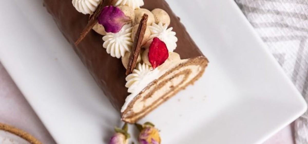 Coffee Swiss Roll Recipe | SideChef