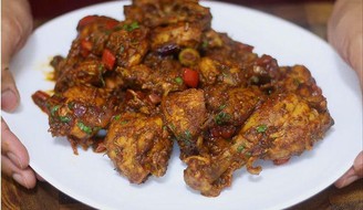 Pollo Guisado Dominicano (Dominican Stewed Chicken) Recipe | SideChef