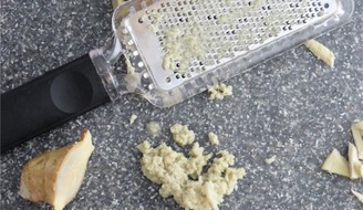 Mango and Golden Raisin Chutney Recipe | SideChef