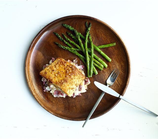 Hazelnut Crusted Halibut with Garlic Mashed Potato Recipe | SideChef
