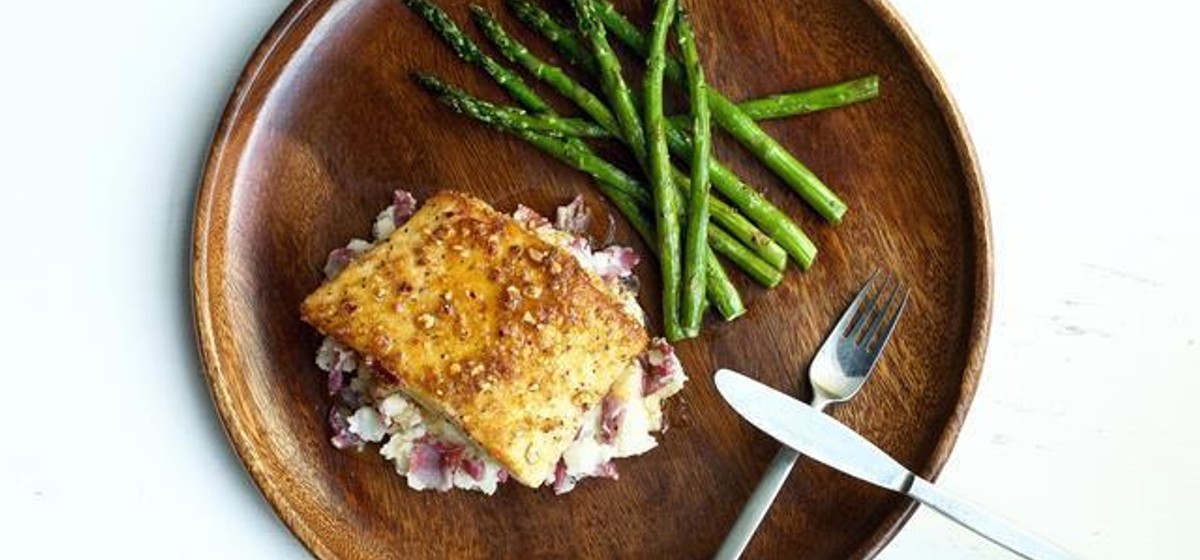 Hazelnut Crusted Halibut with Garlic Mashed Potato Recipe | SideChef