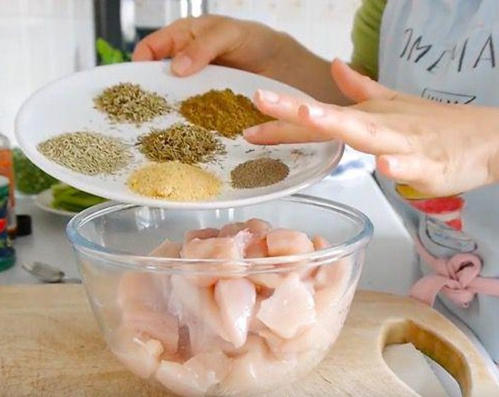 Rice and Chicken Venezuelan Style Recipe | SideChef