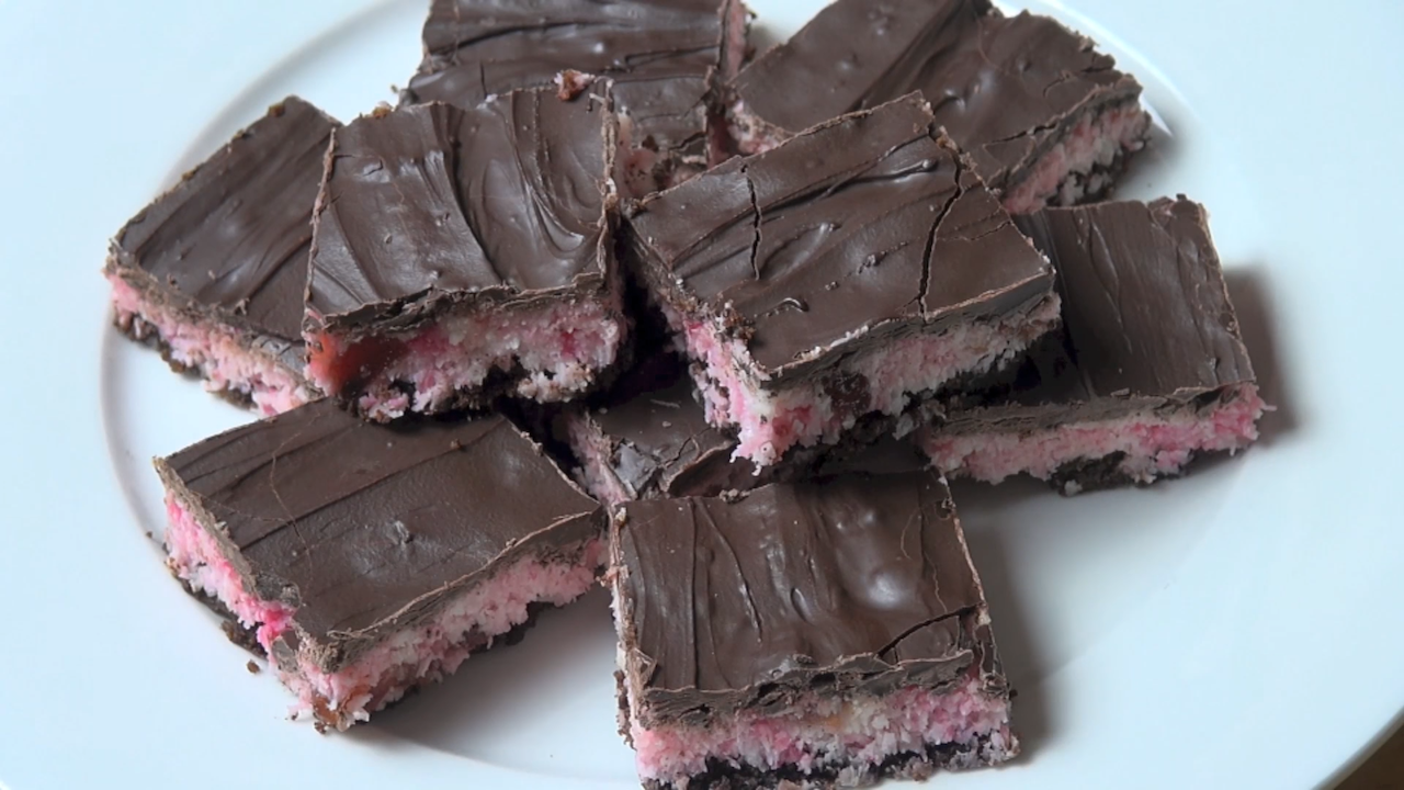 Cherry Ripe Chocolate Slice Recipe | SideChef