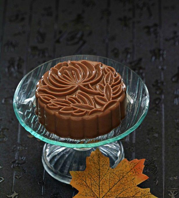 Chocolate Nutella Jelly Mooncakes Recipe | SideChef