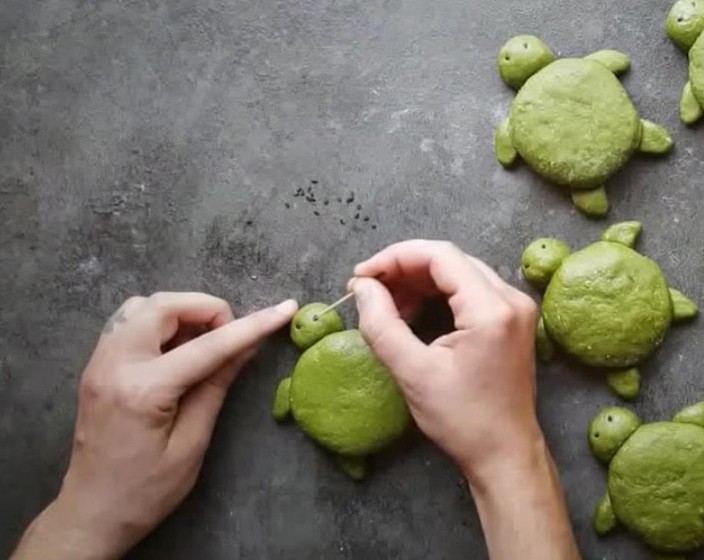 Matcha Milk Bread Turtles Recipe | SideChef