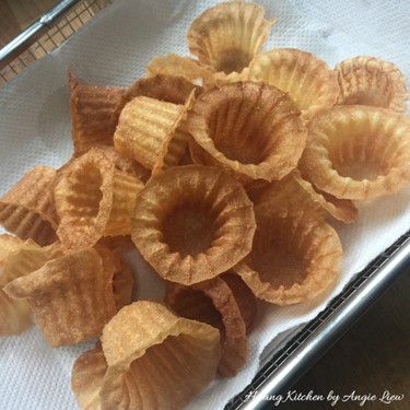 Kuih Pie Tee (Nyonya Top Hats) Recipe | SideChef