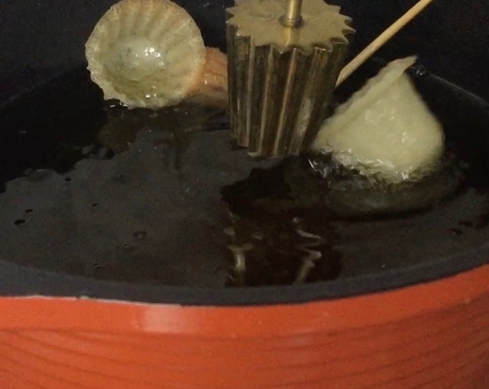 Kuih Pie Tee (Nyonya Top Hats) Recipe | SideChef