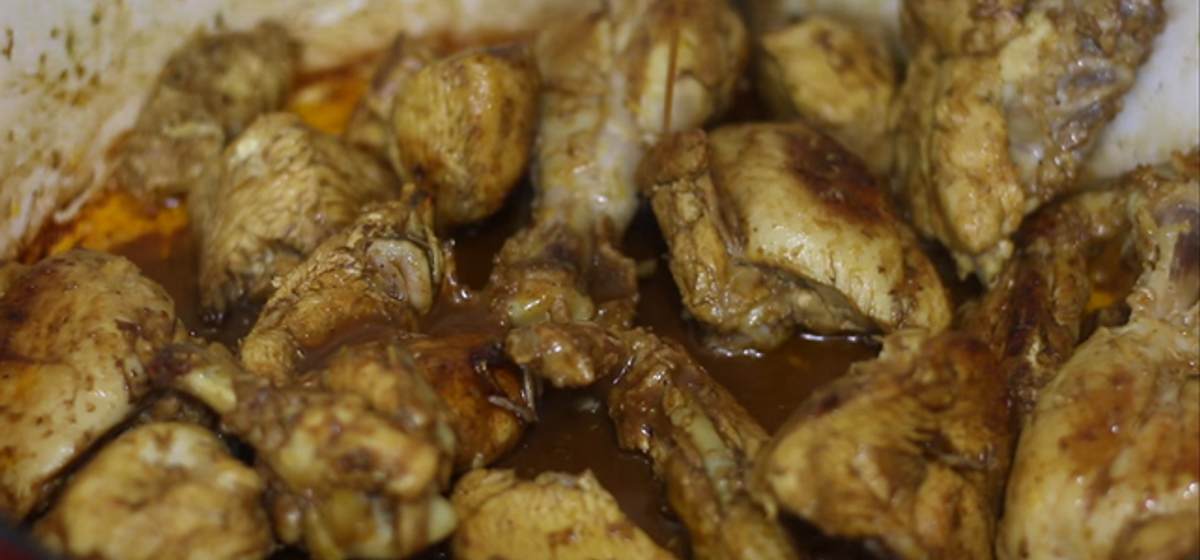 Pollo Guisado Dominicano (Dominican Stewed Chicken) Recipe | SideChef