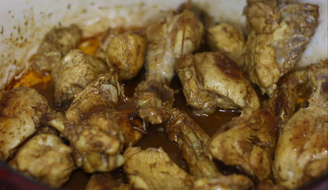Pollo Guisado Dominicano (Dominican Stewed Chicken) Recipe | SideChef