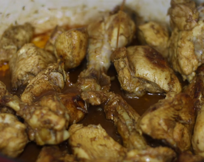 Pollo Guisado Dominicano (Dominican Stewed Chicken) Recipe | SideChef