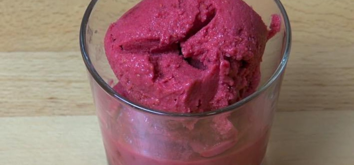 Fast Berry Ice Cream Recipe | SideChef