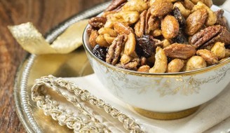 Five Spiced Mixed Nuts Recipe | SideChef