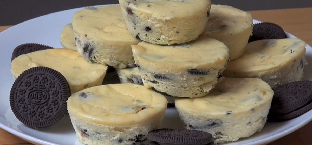 Cookies and Cream Mini Cheesecakes Recipe | SideChef