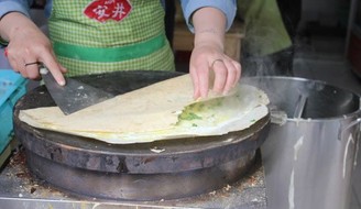 Jianbing (Chinese Breakfast Crepes) Recipe | SideChef