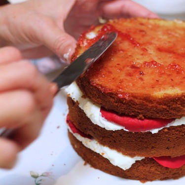 Raspberry Rosewater Tea Cake Recipe | SideChef