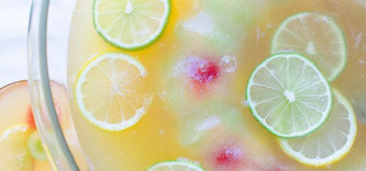Pineapple Green Tea Punch Recipe | SideChef