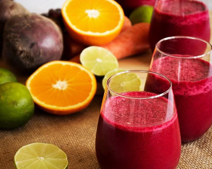Power Breakfast Smoothie with Beetroot, Carrot and Coconut Milk Recipe ...