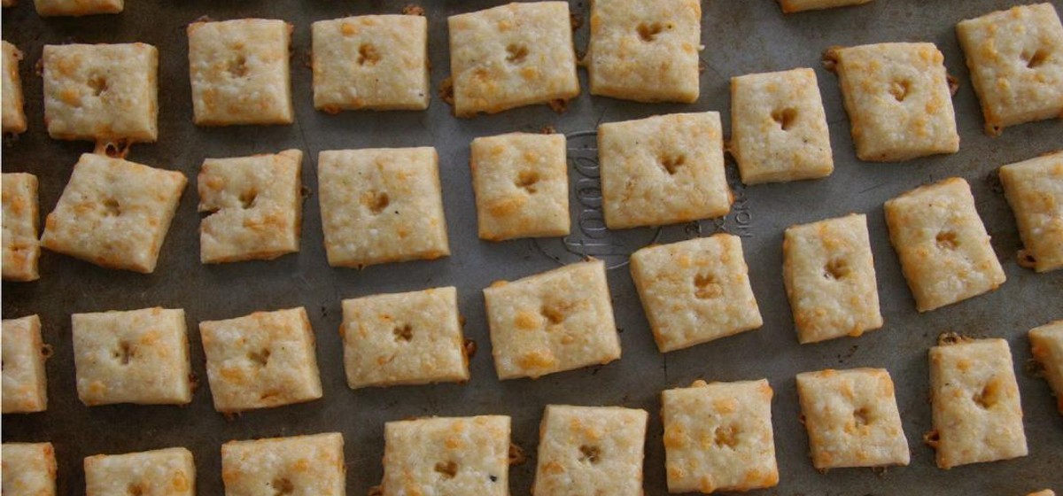 Homemade Cheese-Its Recipe | SideChef