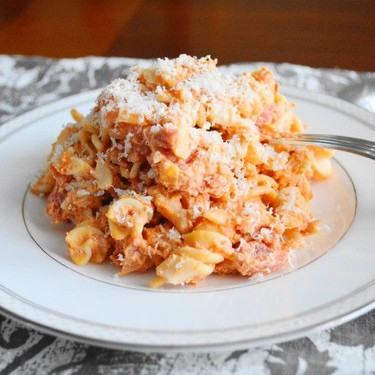 Homemade Vodka Sauce with Crabmeat Recipe | SideChef