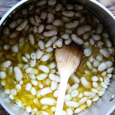 Marcella's Stewy White Beans Recipe | SideChef