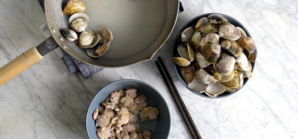 Spicy Korean Clam Chowder Recipe | SideChef