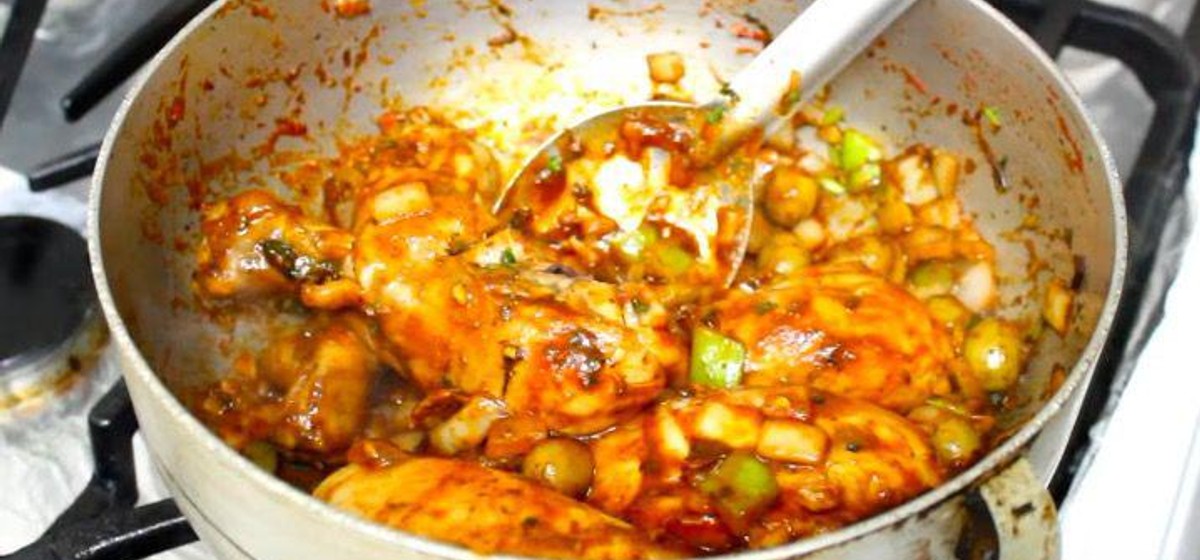 Dominican-Style Chicken and Rice Recipe | SideChef