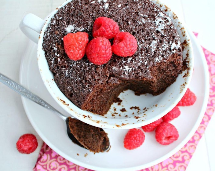 2 Minute Chocolate Mug Microwave Cake Recipe | SideChef