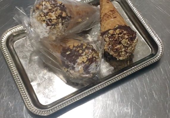 DIY Nutty Buddy Ice Cream Cones Recipe | SideChef