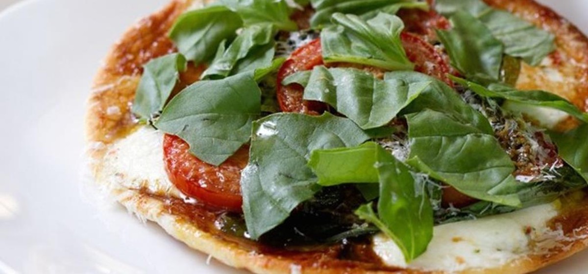 Quick Flatbread Mini Pizzas Recipe | SideChef