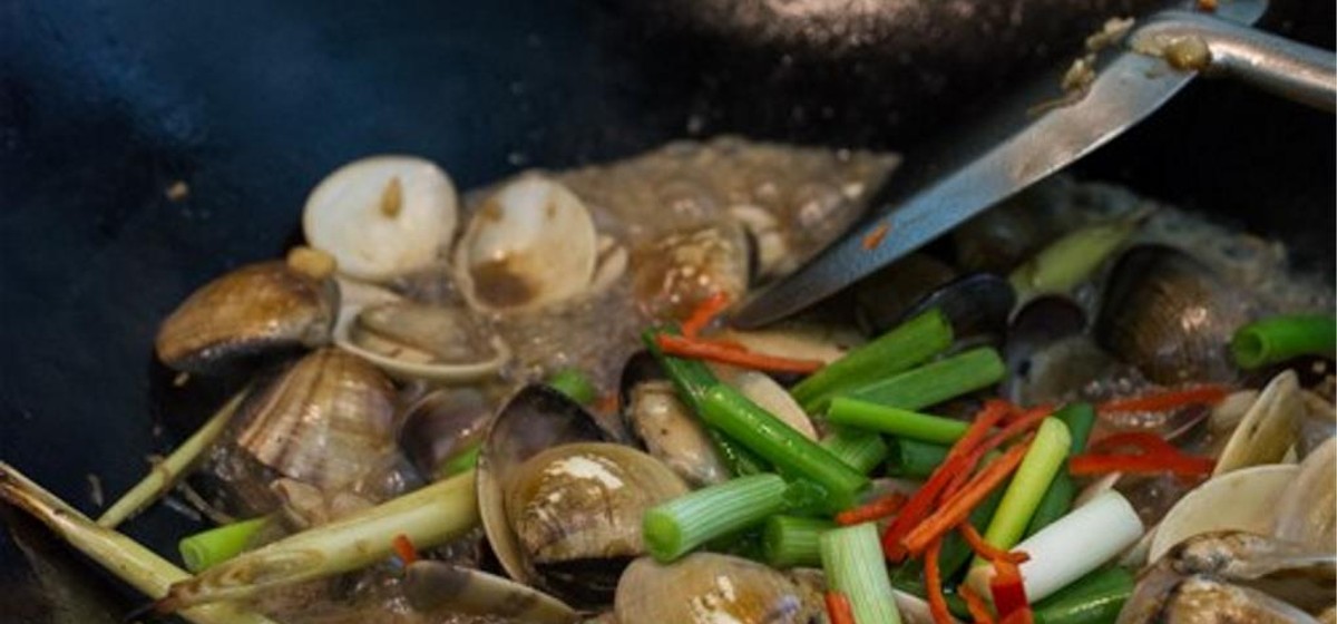 Asian Stir-Fried Clams Recipe | SideChef