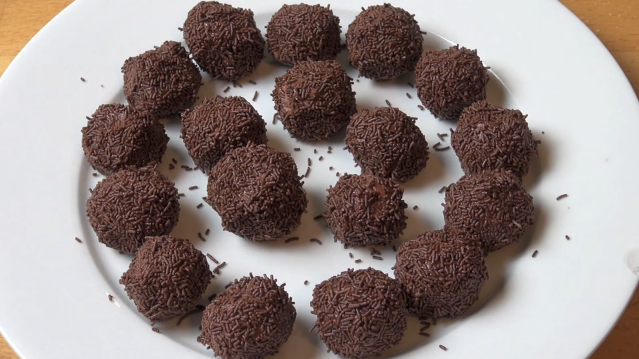 Tim Tam Balls Recipe | SideChef