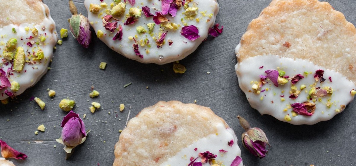 Rose Shortbread Cookies Recipe | SideChef