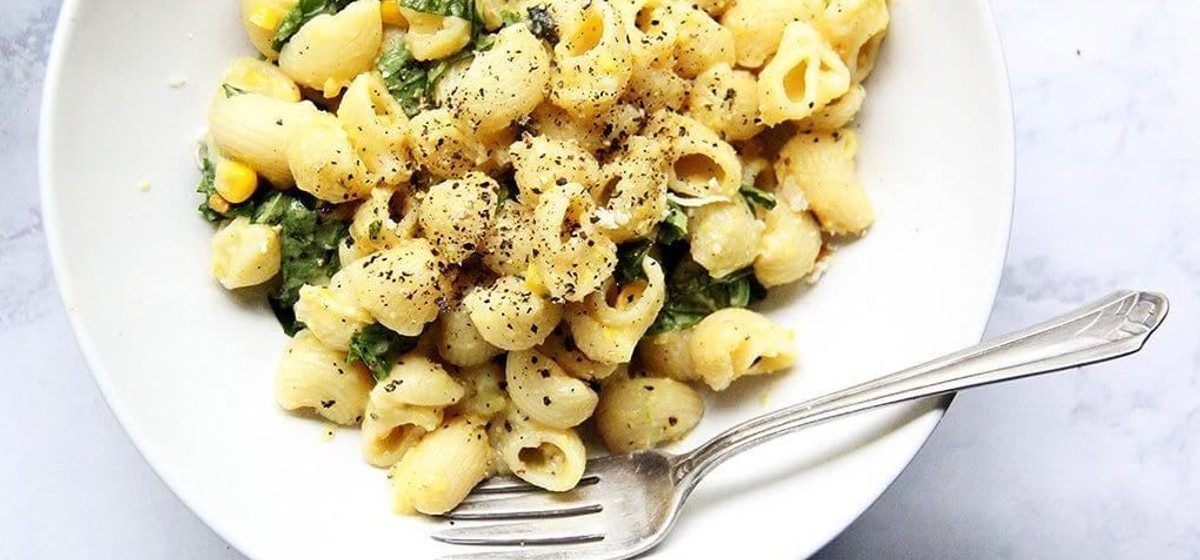Melissa Clark's Creamy (No Cream!) Corn Pasta with Basil Recipe | SideChef