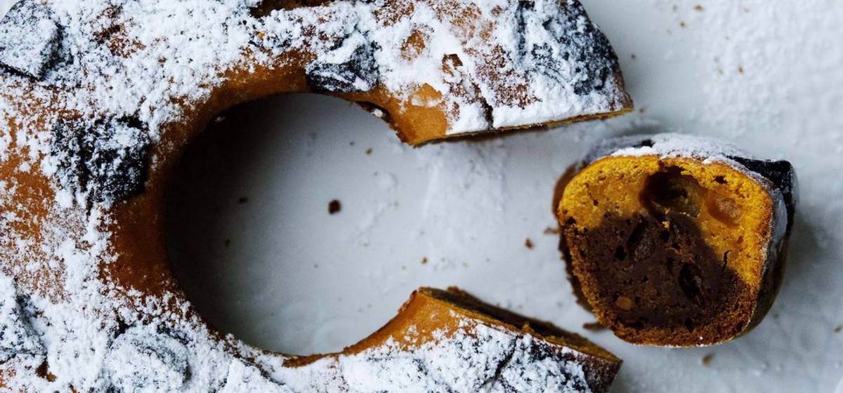 Pumpkin & Chocolate Chip Ring Cake Recipe | SideChef