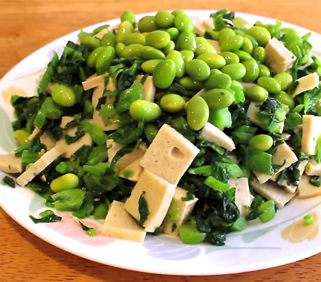 Shen Li Hon with Edamame and Bean Curd Recipe | SideChef