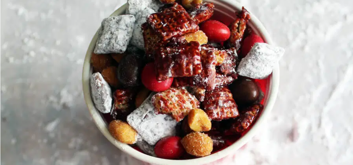 Dawg Chow Cinnamon Chocolate Snack Mix Recipe | SideChef