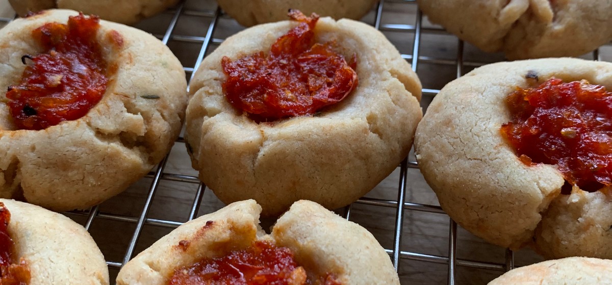 Cheesy Shortbread Cookies with Tomato Jam Recipe | SideChef