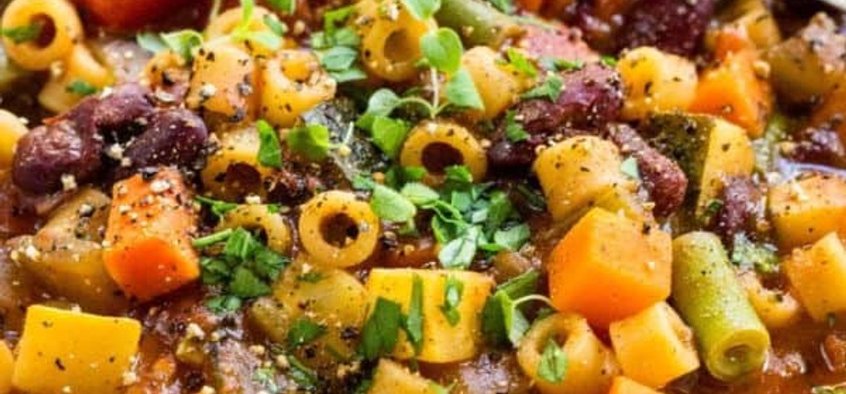 Classic Italian Minestrone Soup Recipe | SideChef