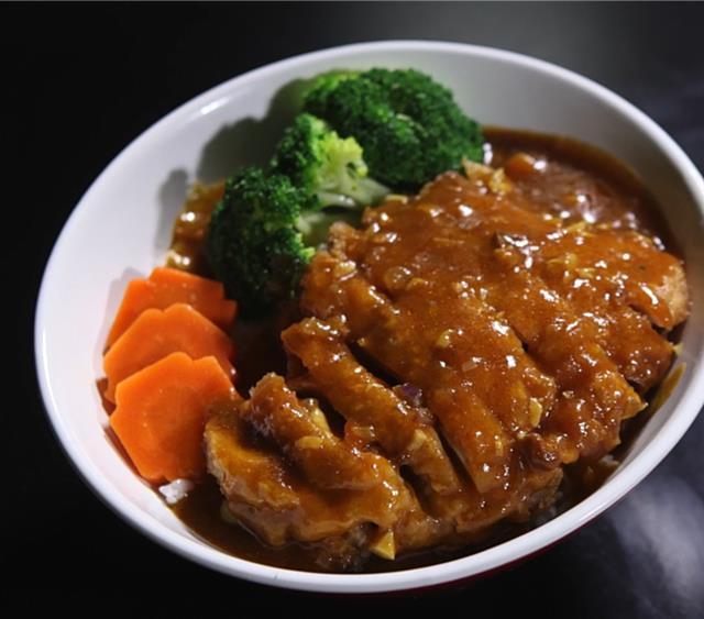 Malaysian Fried Chicken Rice Bowl Recipe | SideChef