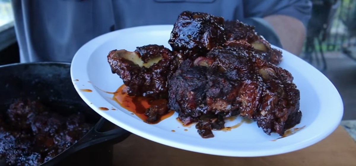 Smoked Oxtails Recipe | SideChef