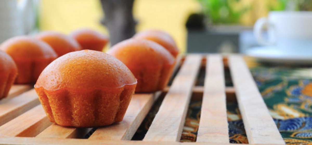 Steamed Caramel Cupcakes 蒸焦糖杯子糕 Recipe | SideChef